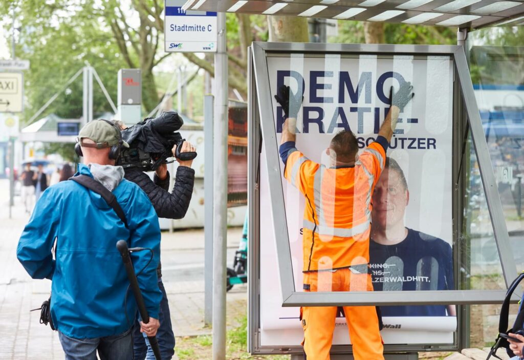Plakate im öffentlichen Raum - DEMOKRATIE – AKZEPTANZ – VIELFALT